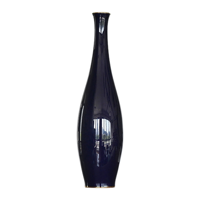 玛瑙蓝细颈描金台面花瓶花入