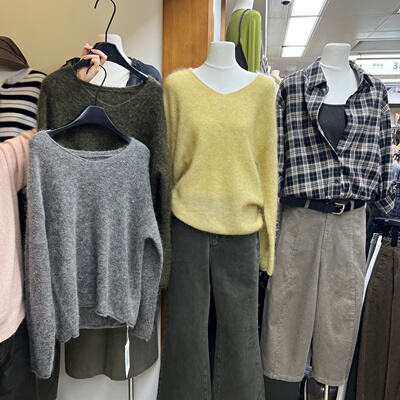 ABOWLAB5158秋季2026新款慵懒风松弛感女装宽松百搭v领拉毛毛衣女