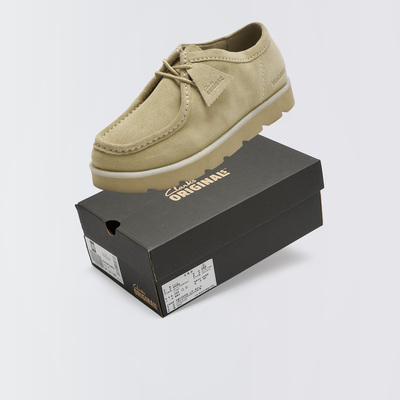 Clarks Meare Walla 新款男复古英伦麂皮方头系带休闲鞋261855517