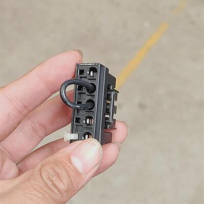 富士RYH驱动器的插头插件插座电池