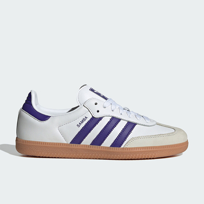 阿迪达斯正品女士板鞋