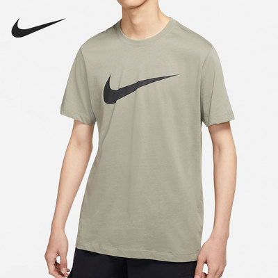 耐克男季短袖休闲运动