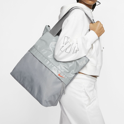 NIKE冬季新款RADIATE托特包