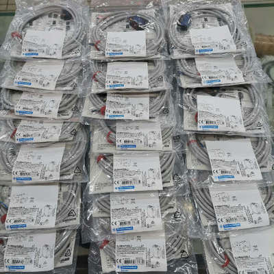 光电传感器XUM9APSBL2 光电开关，议价