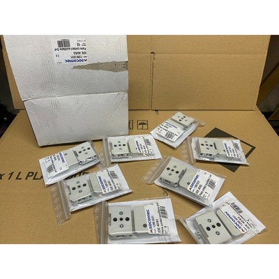 8 pc X Socomec 129 0031 Paire contact Auxiliaire O+F