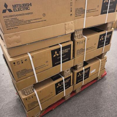 FR-F840-00930-2-60 变频调速器 45KW 工控变频器议价维修