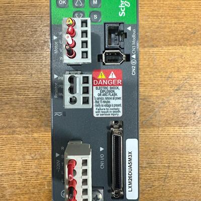 LXM26DUA5M3X 伺服驱动器 工控自动化设备配件 实物拍摄议价维修