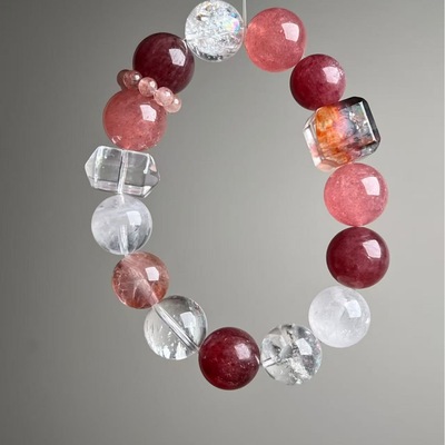 天然水晶手链红胶花草莓晶白阿塞手串女款招财桃花轻奢闺蜜礼物