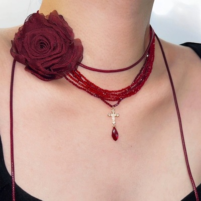 玫瑰花十字架项链叠戴红色锁骨链