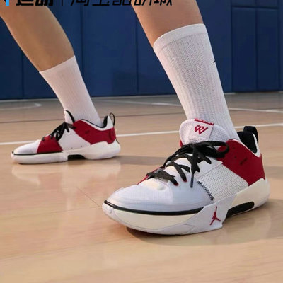 NIKE/耐克男子实战缓震篮球鞋