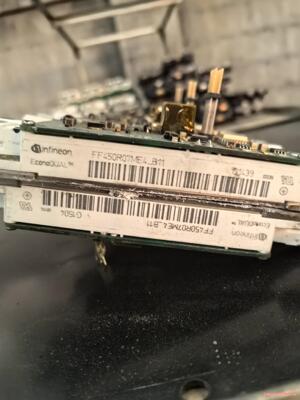 英飞凌FF450R07ME4-B11模块(议价商品）