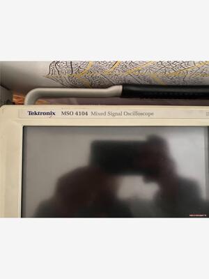 泰克MSO 4104数字示波器，1Ghs带宽，5S/s采样，(议价商品）