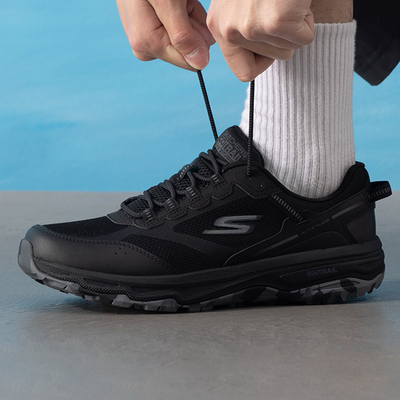 Skechers斯凯奇男鞋跑鞋26新款黑色减震运动鞋透气休闲鞋220917C