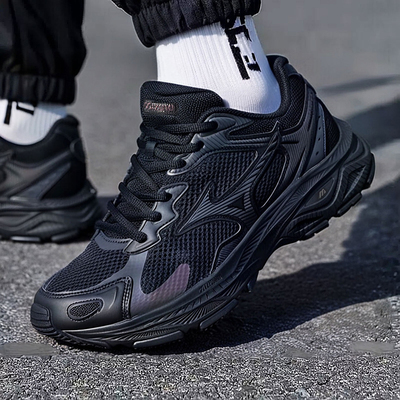 美津浓跑鞋男鞋女鞋新款RACERS运动鞋黑武士透气跑步鞋D1GH2235