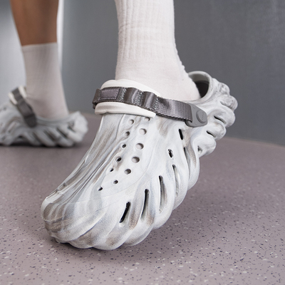 卡骆驰（CROCS）洞洞鞋波波大理石纹Clog男鞋夏季新款运动鞋舒适