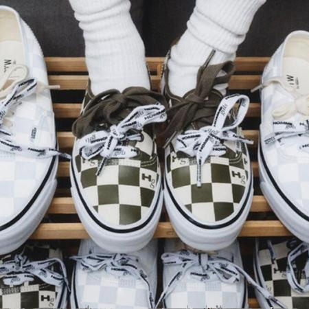 日本代购直邮VANS OTW AUTHENTIC 44 HommeGirls橡胶格帆布运动鞋