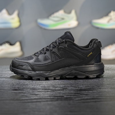 李宁舒适简约耐磨防滑运动鞋