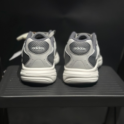 【坏蛋】Adidas阿迪达斯男子透气网眼缓震耐磨休闲运动鞋JR5154