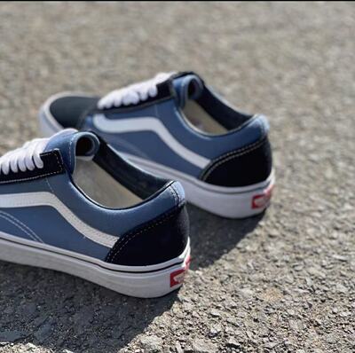 Vans帆布防滑低帮运动休闲板鞋