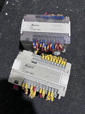 台达PLC控制器DVP24ES00R2 24点，二手包好，有质保