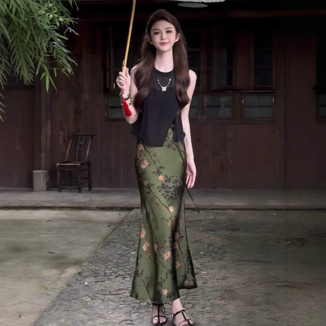 巨好看的夏日套装女新中式国风时尚气质无袖上衣印花半身裙两件套