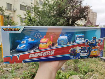 奥迪双钻超级飞侠趣味变形车