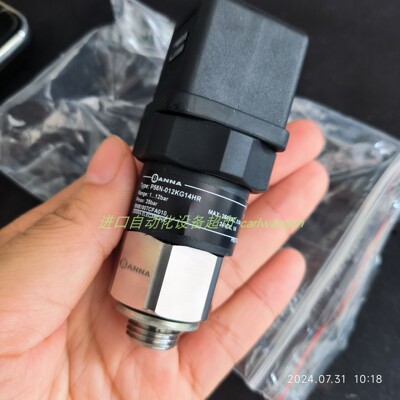 LMAC-1250A1NG流量开关BANNA