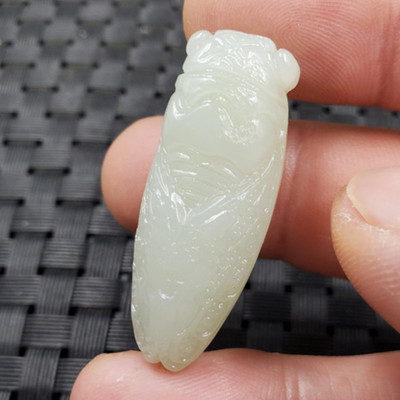 玉石挂件和田玉一鸣惊人挂件白玉知了挂件羊脂玉知了吊坠白玉蝉