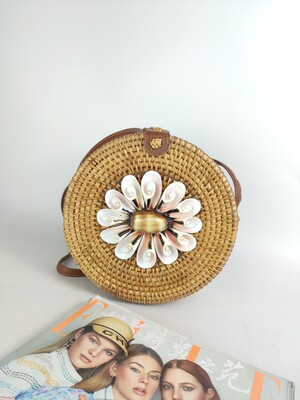 Amelie秒杀女神全手工制作大贝壳藤编单肩斜挎包