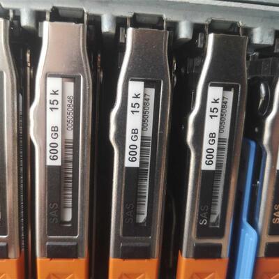 EMC V4-2S15-600 005050936 005050935 005050847 005050846硬盘
