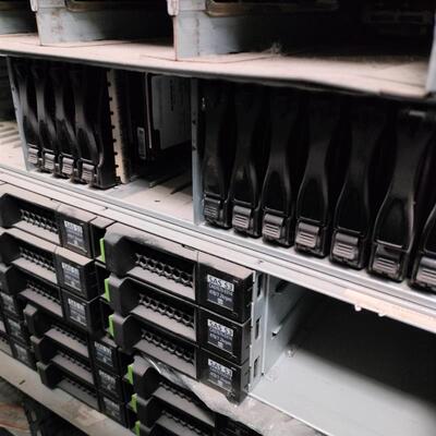 Netapp 111-01127 E-X4051B-R6 600G 10K SAS E2600 E2700 硬盘