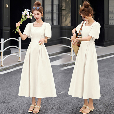今年流行法式显瘦连衣裙