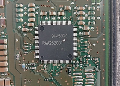 RAA252001 汽车电脑板芯片 全新