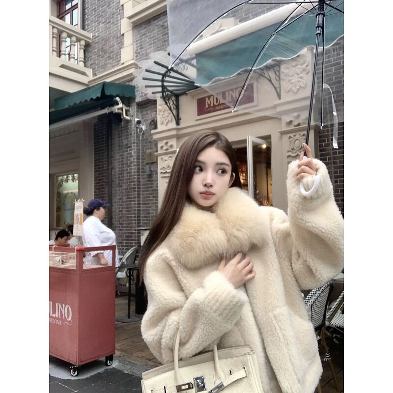 仿羊羔加厚保暖毛毛领外套女2025冬季新款宽松慵懒风皮毛一体上衣