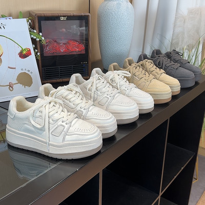 时尚厚底休闲百搭板鞋