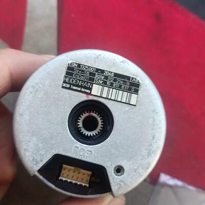 EQN1325.001-2048 ENDAT01 旋转编码器 工业自动化配件议价维修
