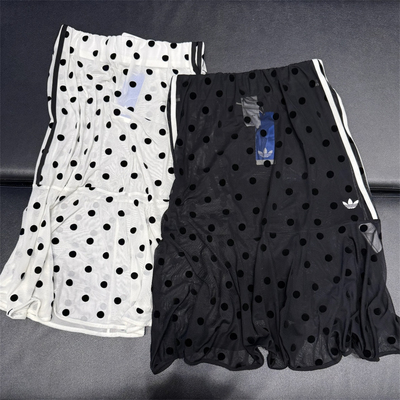 Adidas三叶草 女子运动休闲潮流波点半身裙纱裙 KV1176 KV1177