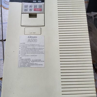 出A500系列变频器 型号FR-A540-15K