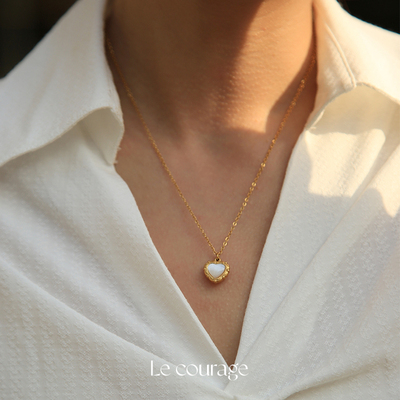 Lecourage立体小桃心镀金项链