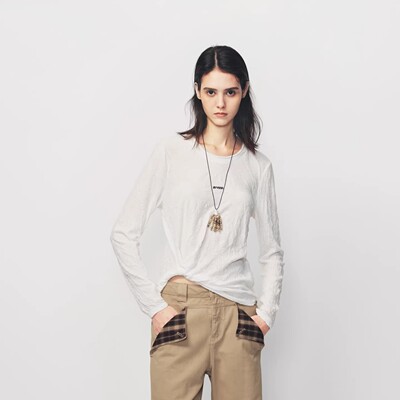 【现货】AVVENN褶皱肌理毛边细节不对称扭结修身长袖T恤