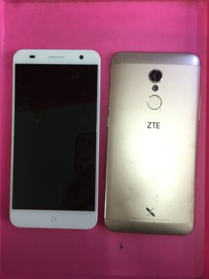 中兴小鲜4屏幕总成主板