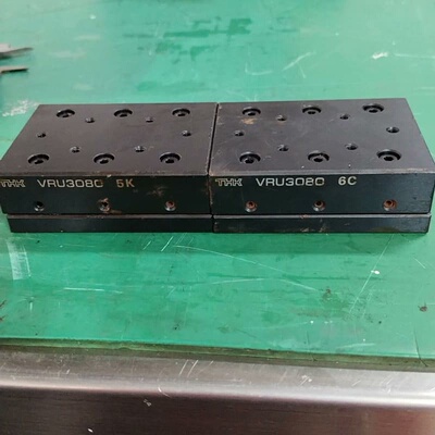 日本THK铸铁交叉滚珠VRU3080，长80mm，宽--议价商品