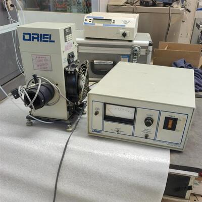 oriel光学配件。光谱分析仪配套配件设备。成色如图，有意要-议