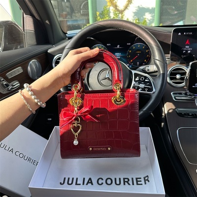 JULIACOURIER高级感婚包鳄鱼纹戴妃包包女2024新款小方包新娘包包