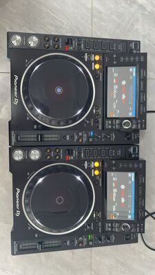 先锋CDJ-2000NXS2 两台一对 九成新 专业DJ打碟机 夜店演出设备