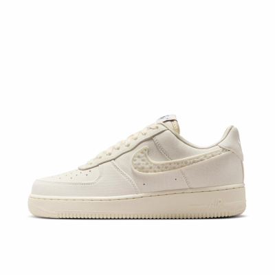 耐克Nike米色简约舒适低帮板鞋