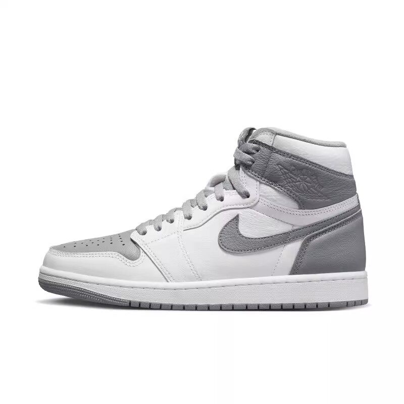 狐狸体育 耐克Nike Air Jordan 1 白灰运动休闲篮球鞋 555088-037