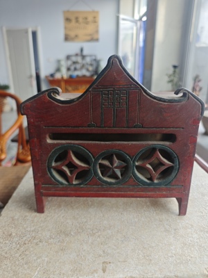 老木箱手工雕刻图案做工精致品相完好老放话匣子老木盒子