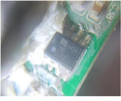 4424 MIC4424YM 北汽EC180充电机驱动芯片IC贴片SOP8脚