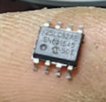 25LC32A-E/SN 25LC32AE 25LC32 SOP-8 储存器芯片